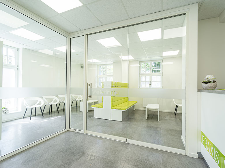 Dr. med. H. Grobe und T. Kessel - Referenzen - Wiemer Einrichtungen