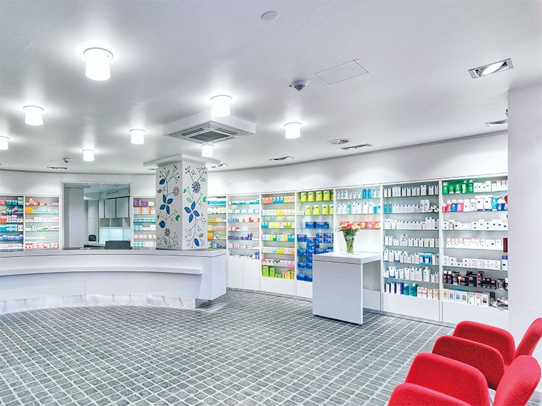 Apotheke am Neumarkt - Referenzen - Wiemer Einrichtungen
